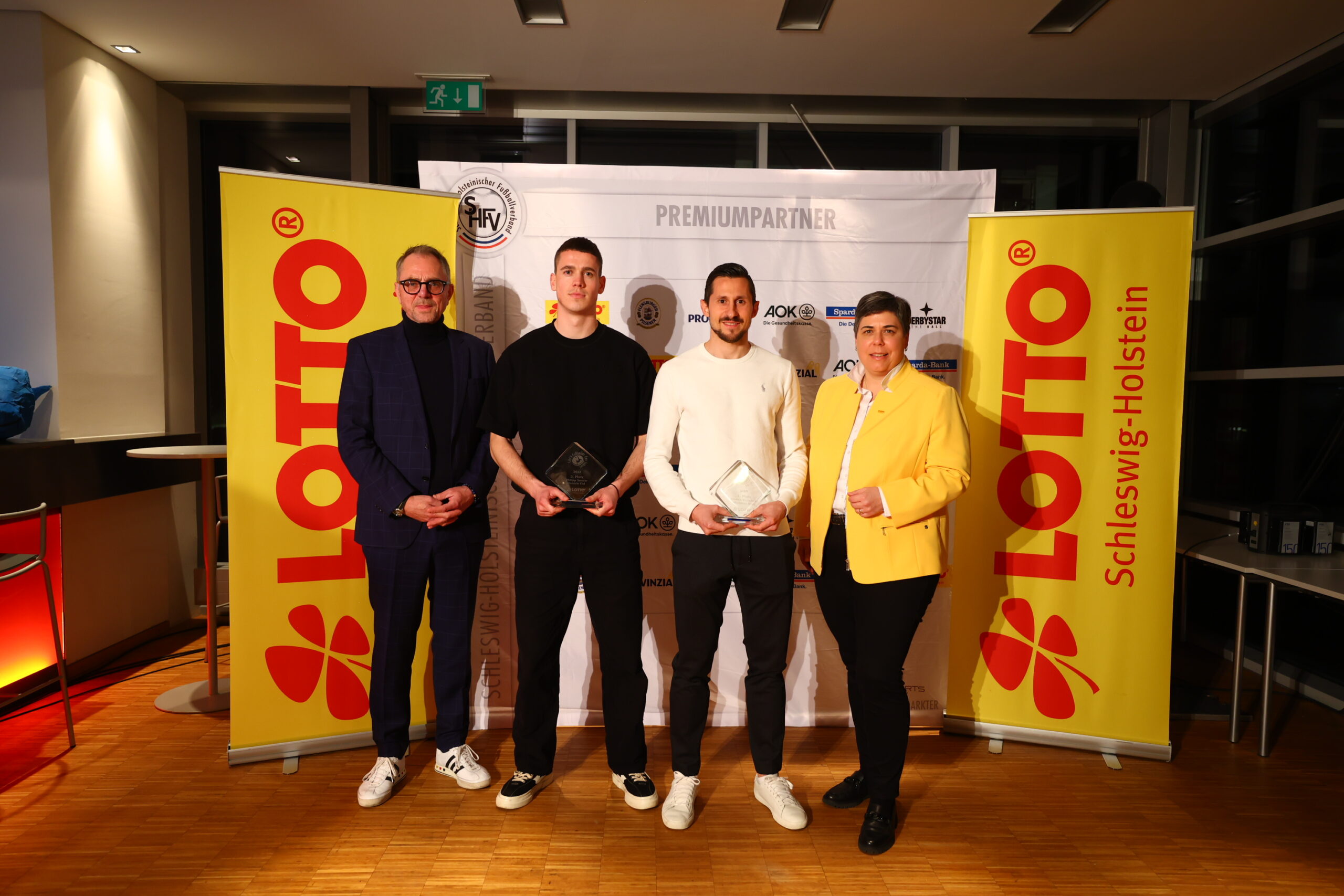 Auszeichnungen - shfv-kiel.de